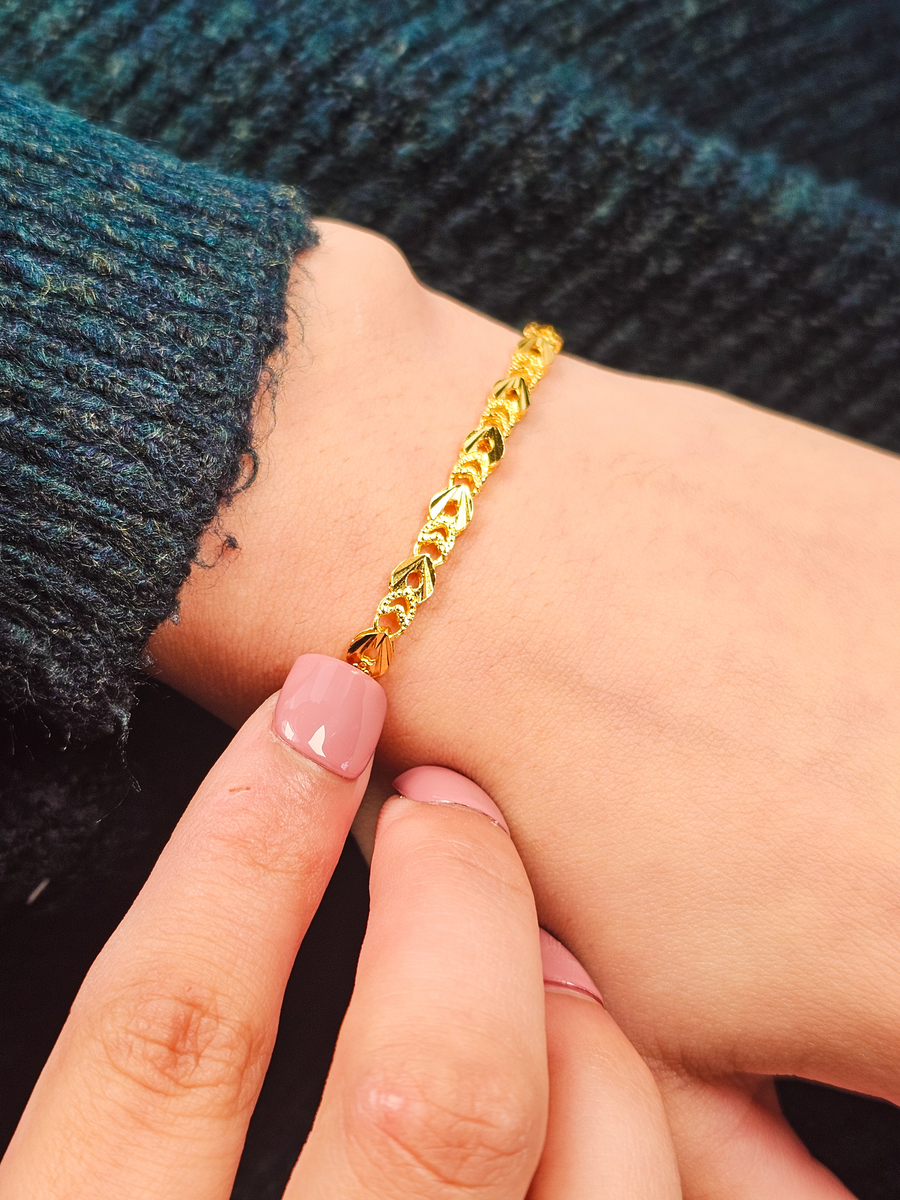 Carat Goldsmith: 22 Carat Gold Jewellery Online