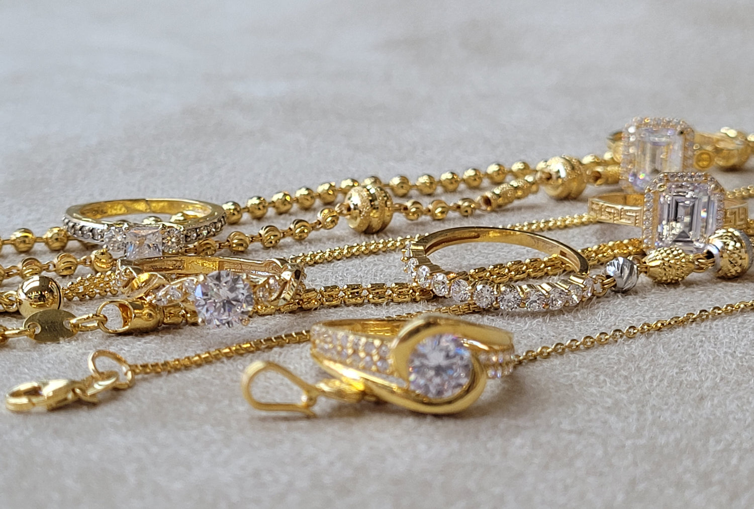 Carat Goldsmith - Simple | Luxury | Affordable